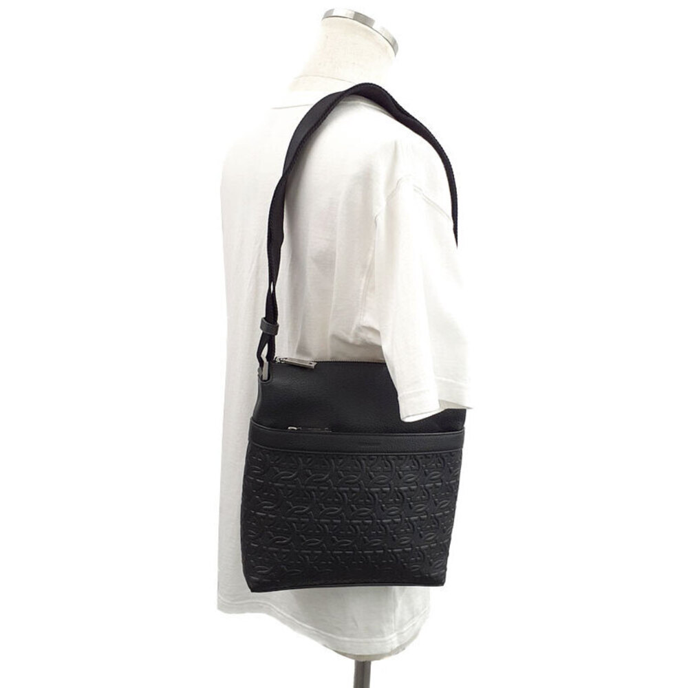 Salvatore Ferragamo | Bags | Salvatore Ferragamo Gancini Messenger Bag ...